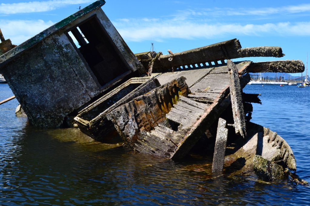 Ladysmith rallies on derelict vessels• Georgia Strait AllianceGeorgia ...